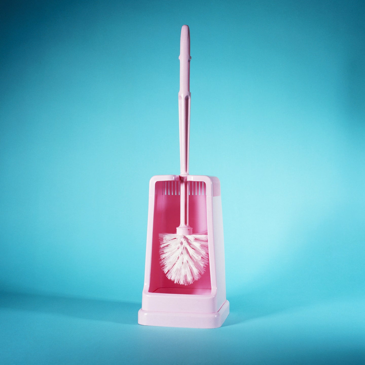 Inventor Creates Loogun After Finding His Niece Chewing On A Toilet ...