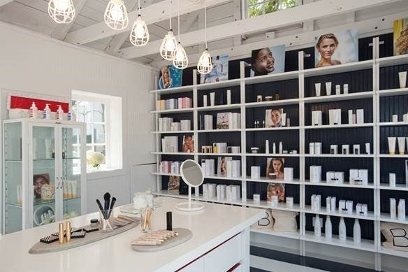 Beautycounter opened up its first pop up shop in Nantucket for summer ...