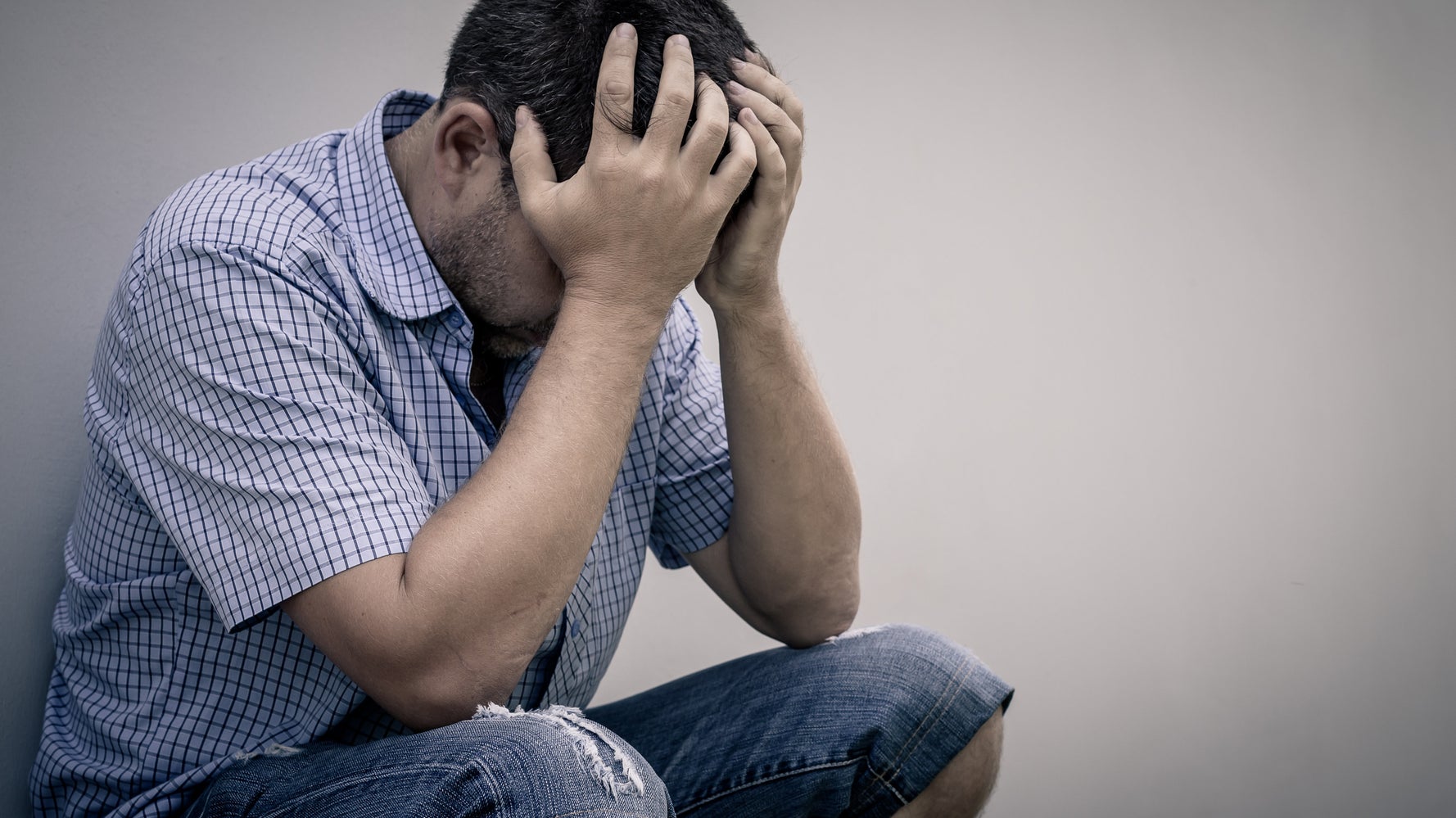 People With Social Anxiety Disorder Describe What Life Is Like For Them people-with-social-anxiety-disorder-describe-what-life-is-like-for-them