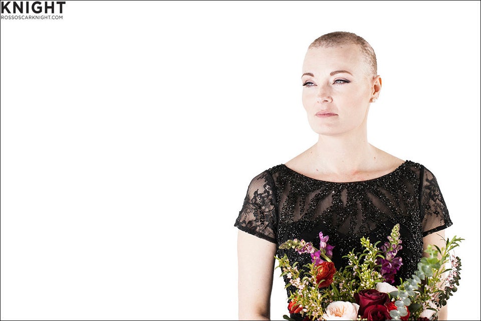 This Bride With Breast Cancer Was Gifted A Stunning Engagement Shoot ...