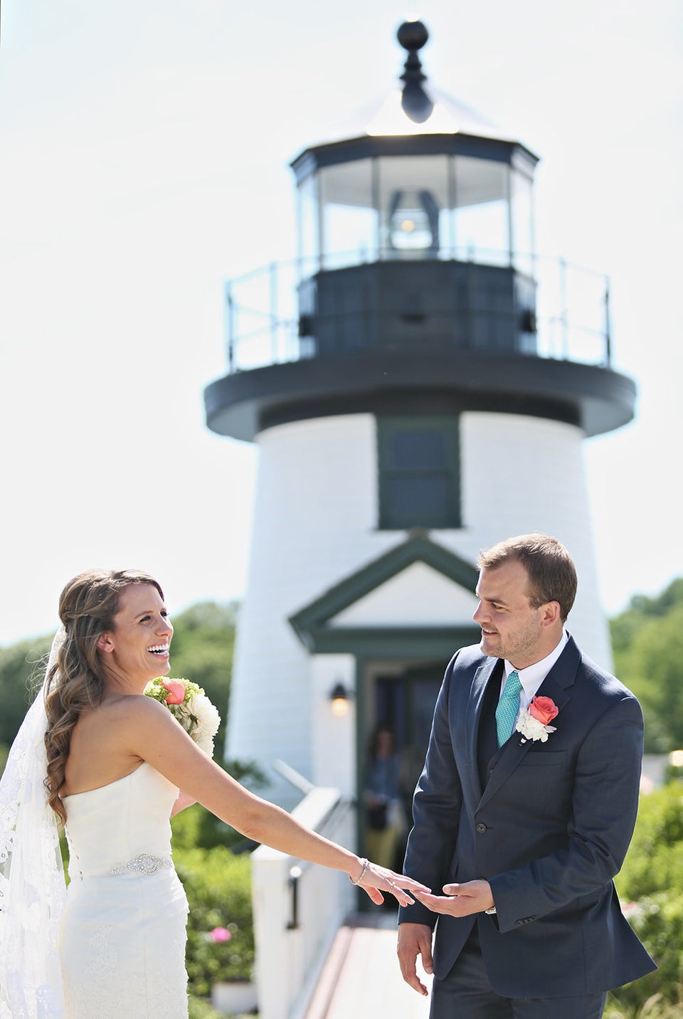 22 Sunny Real Wedding Photos To Celebrate The Start Of Summer ...