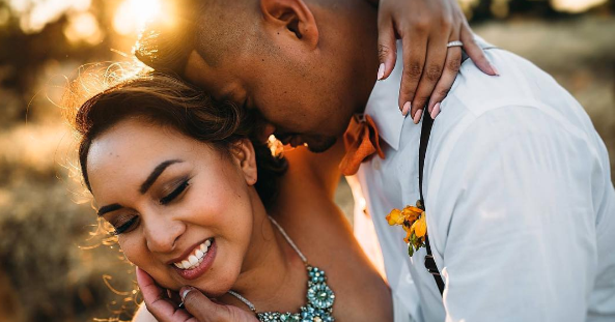 22 Sunny Real Wedding Photos To Celebrate The Start Of Summer ...