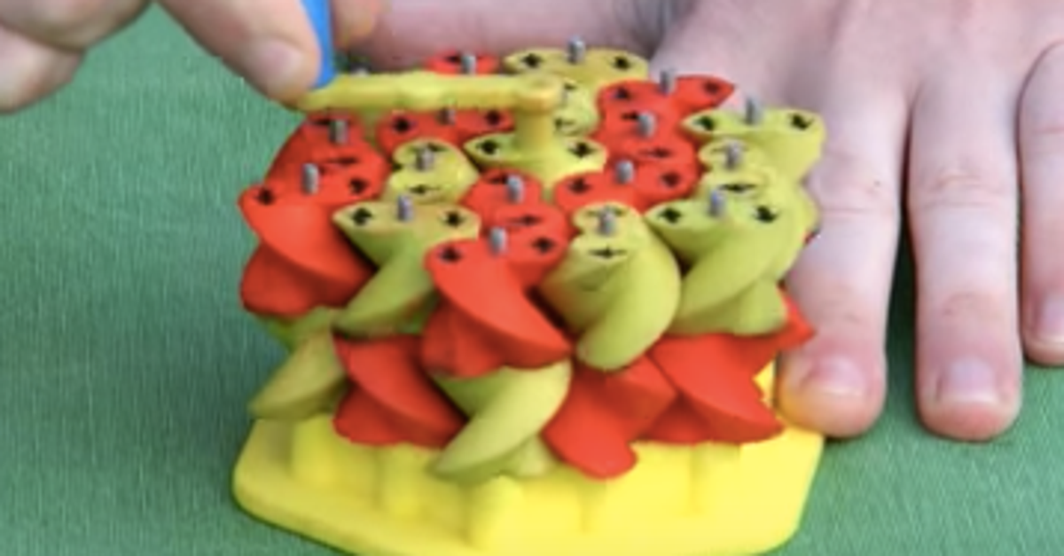 You'll Be Weirdly Mesmerized By These Trippy Turning Gears | HuffPost ...