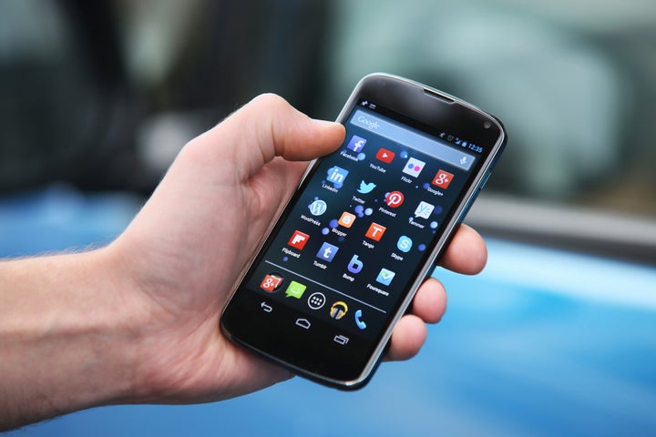 Buying a Smartphone? Make Sure It's One of These 5. | HuffPost Contributor