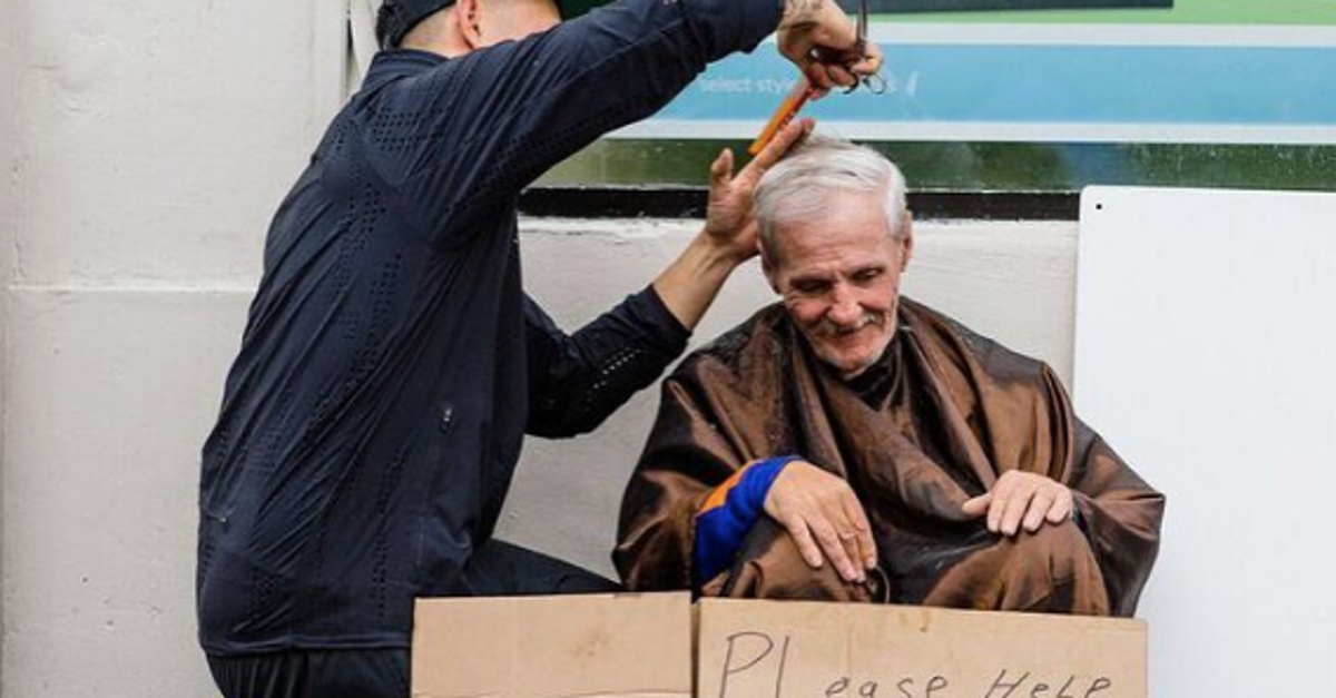 Hairstylist Mark Bustos Gives Free Haircuts To The Homeless | HuffPost ...