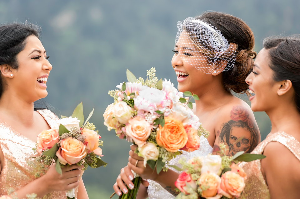 23 Beautiful Tattooed Brides Who Wouldnt Dream Of Covering Their Ink