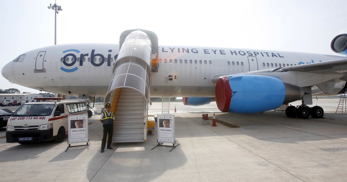 World's Only Flying Eye Hospital Provides Eye Care To Those In Need ...