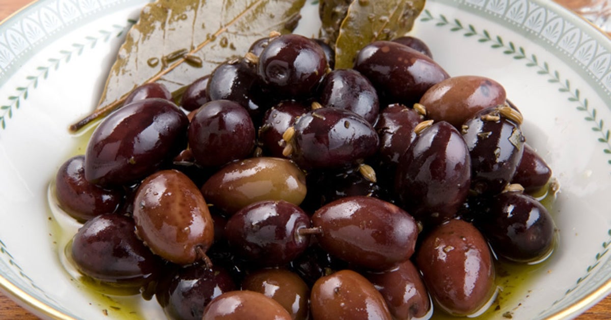 5 Olives A Day Keeps The Doctor Away? | HuffPost Contributor