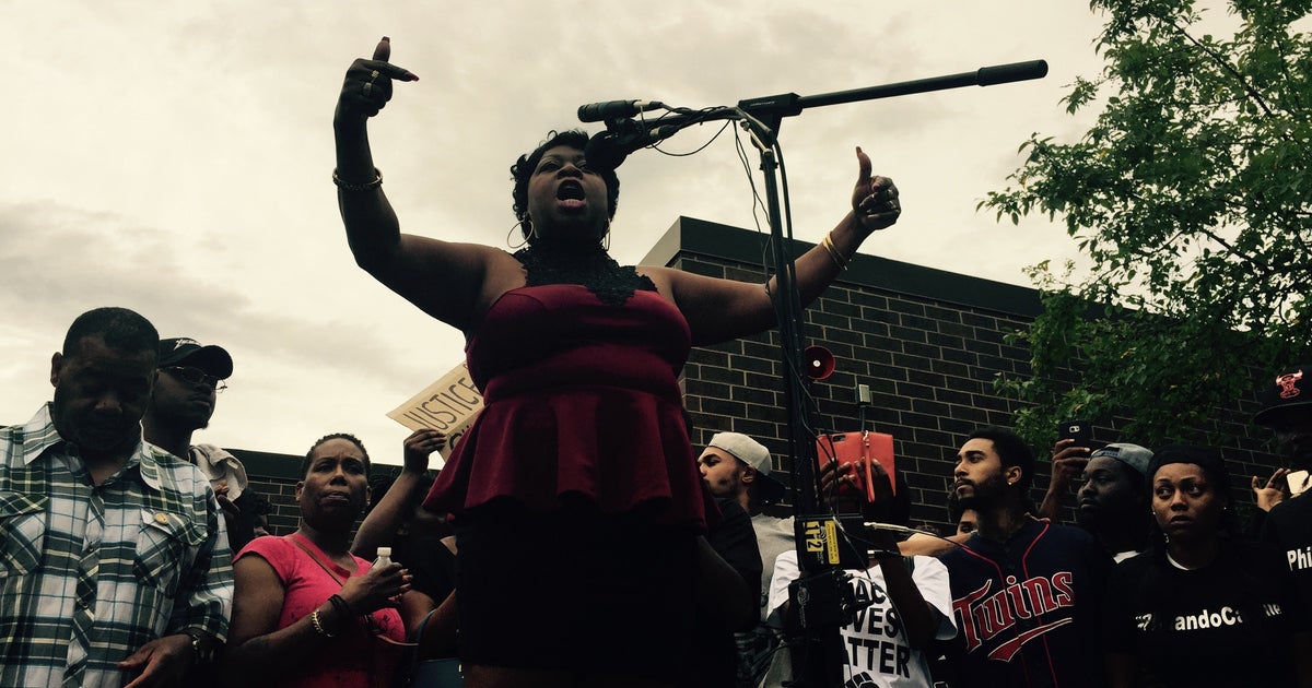 Philando Castile's Mom Makes A Plea For Peaceful Protests | HuffPost Voices