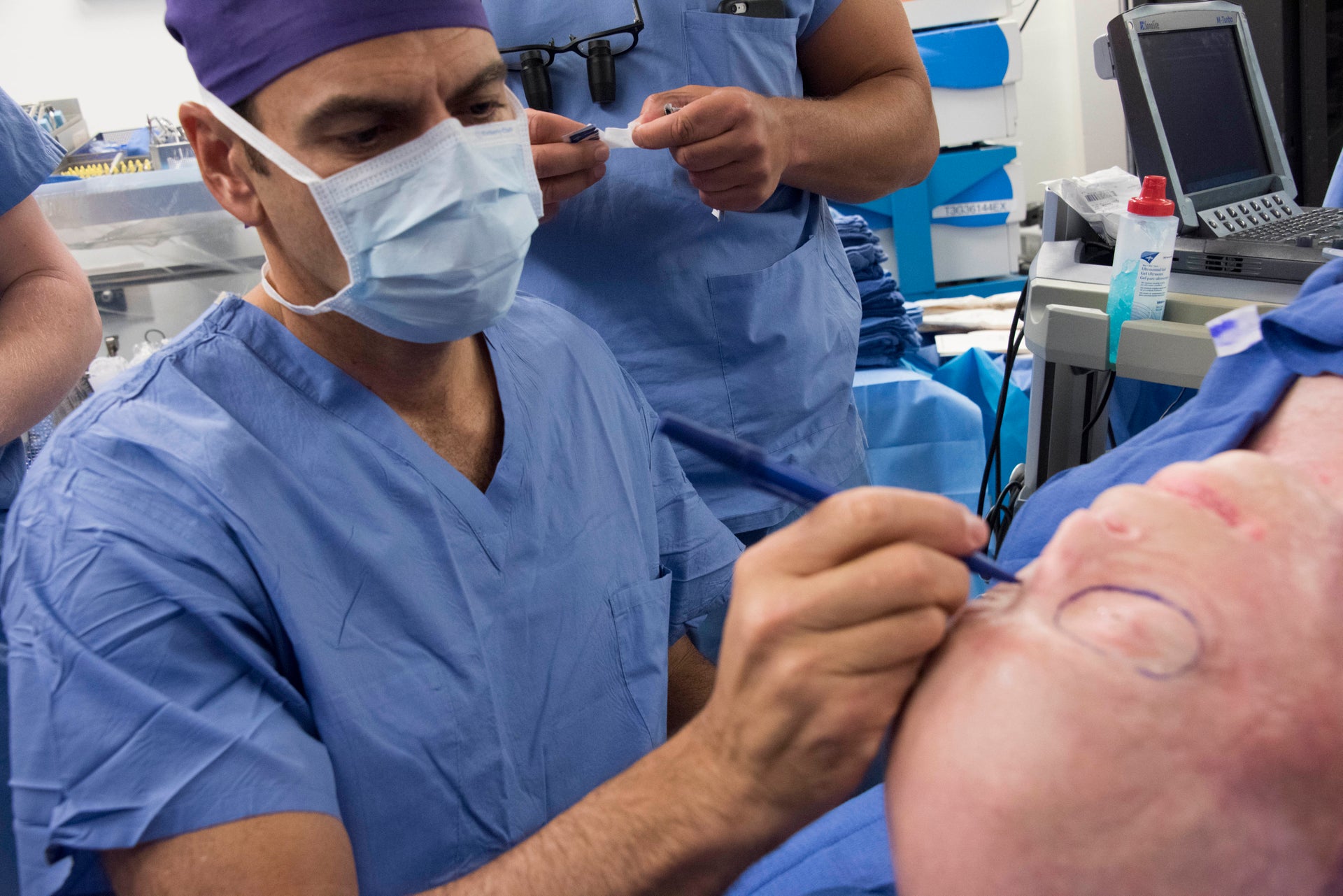Graphic New Photos Of Face Transplant Show Burn Patient's Remarkable ...