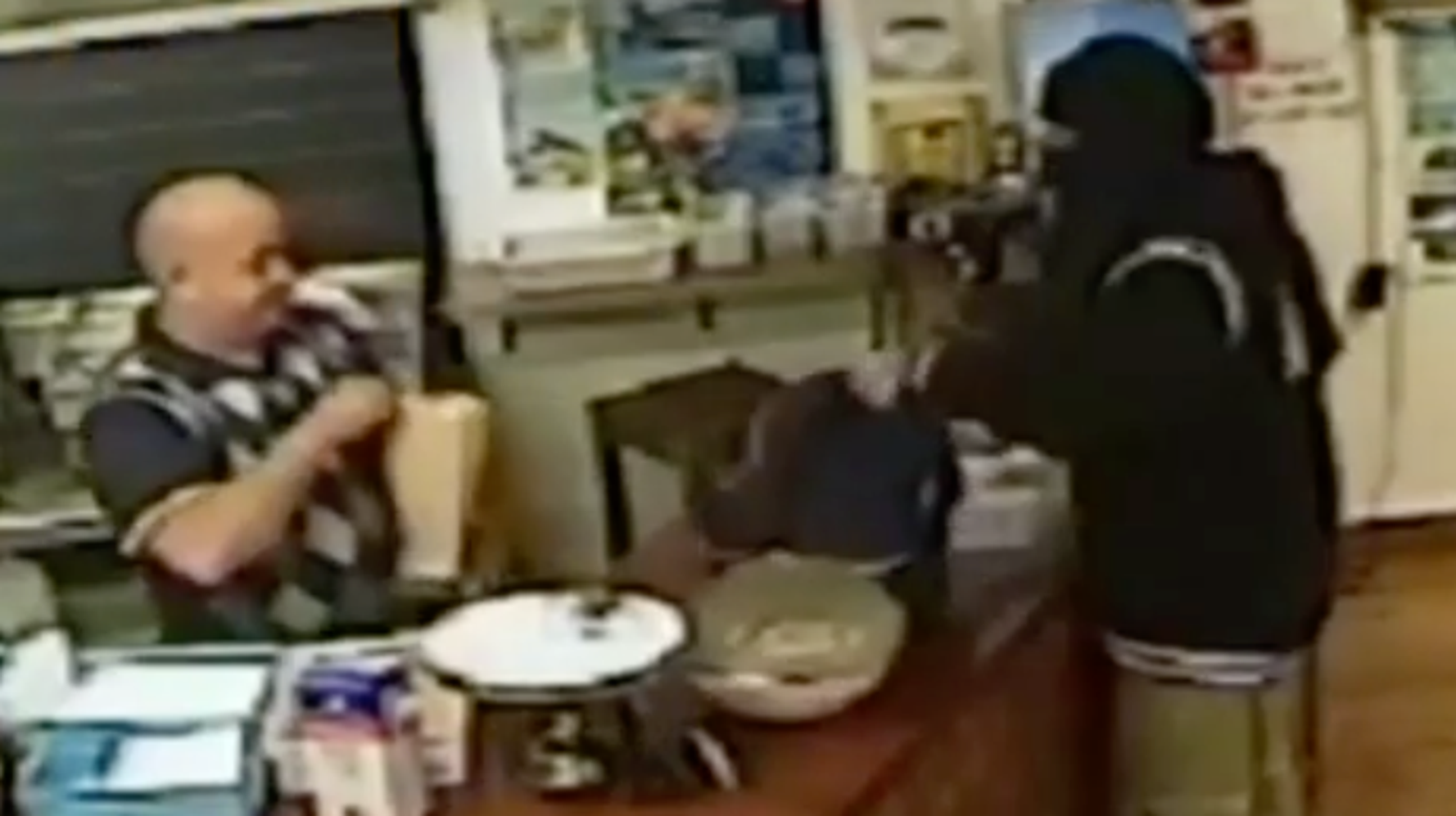 Kebab Shop Owner Thwarts Robbery By Simply Ignoring Suspect | HuffPost ...