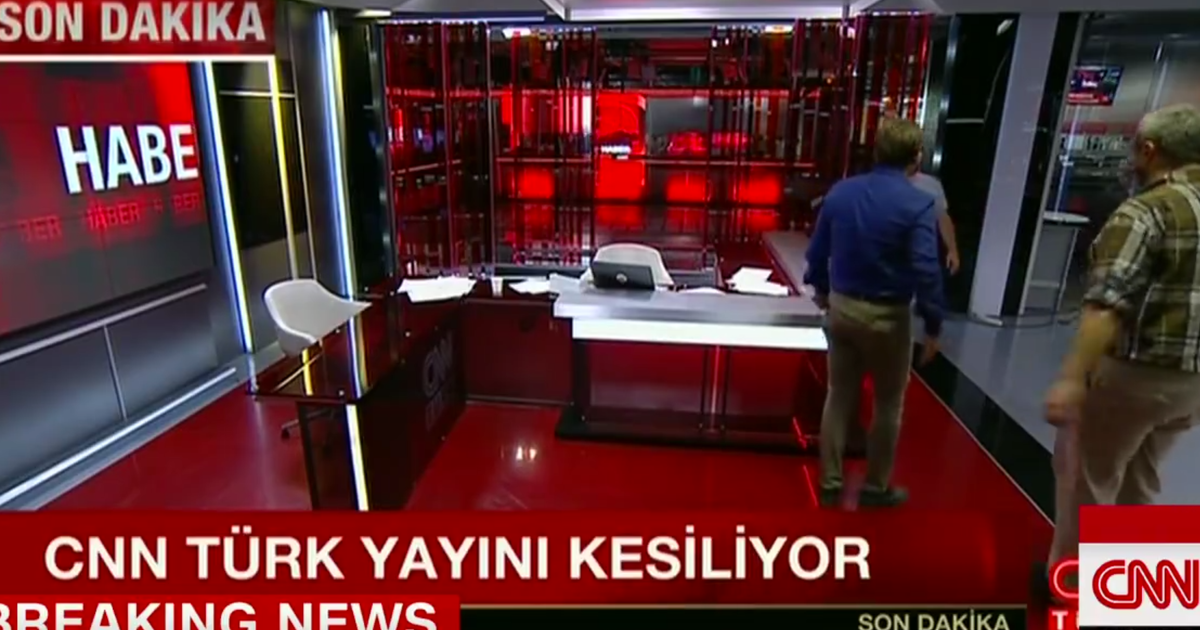CNN Turk Kept Broadcasting As Turkish Troops Took Over The Studio ...