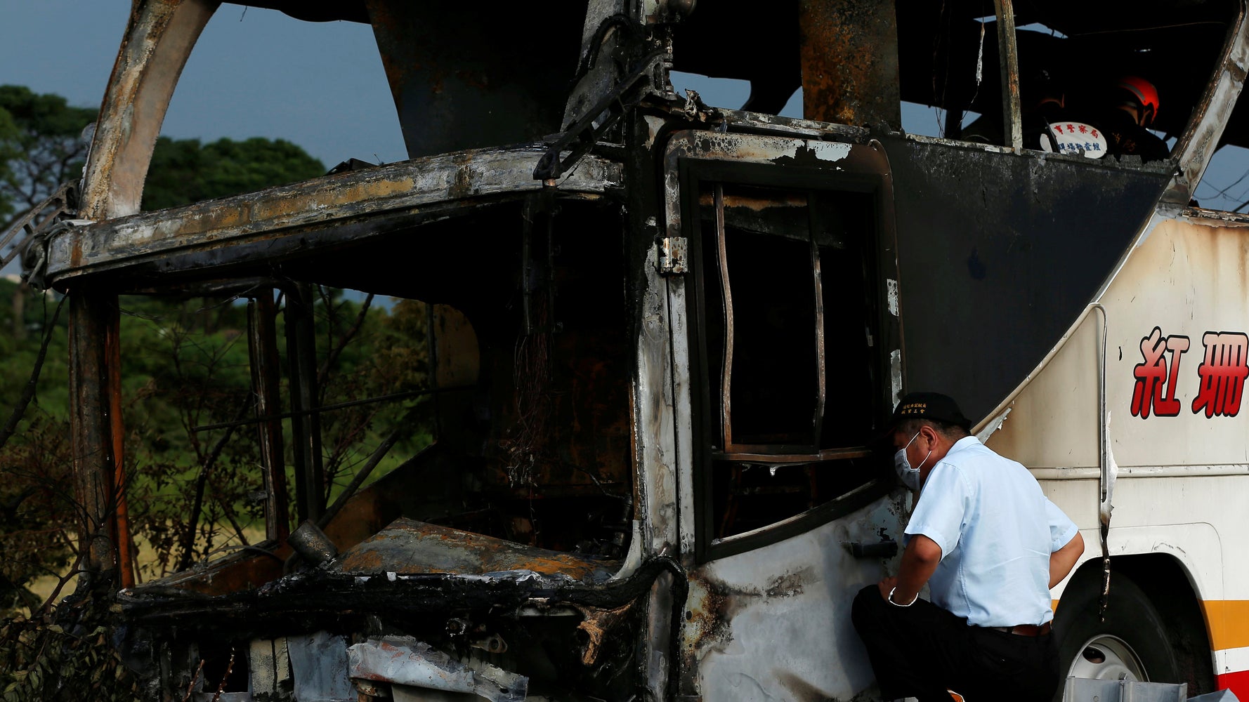 Taiwan Tour Bus Crashes And Bursts Into Flames, Killing All 26 Aboard ...