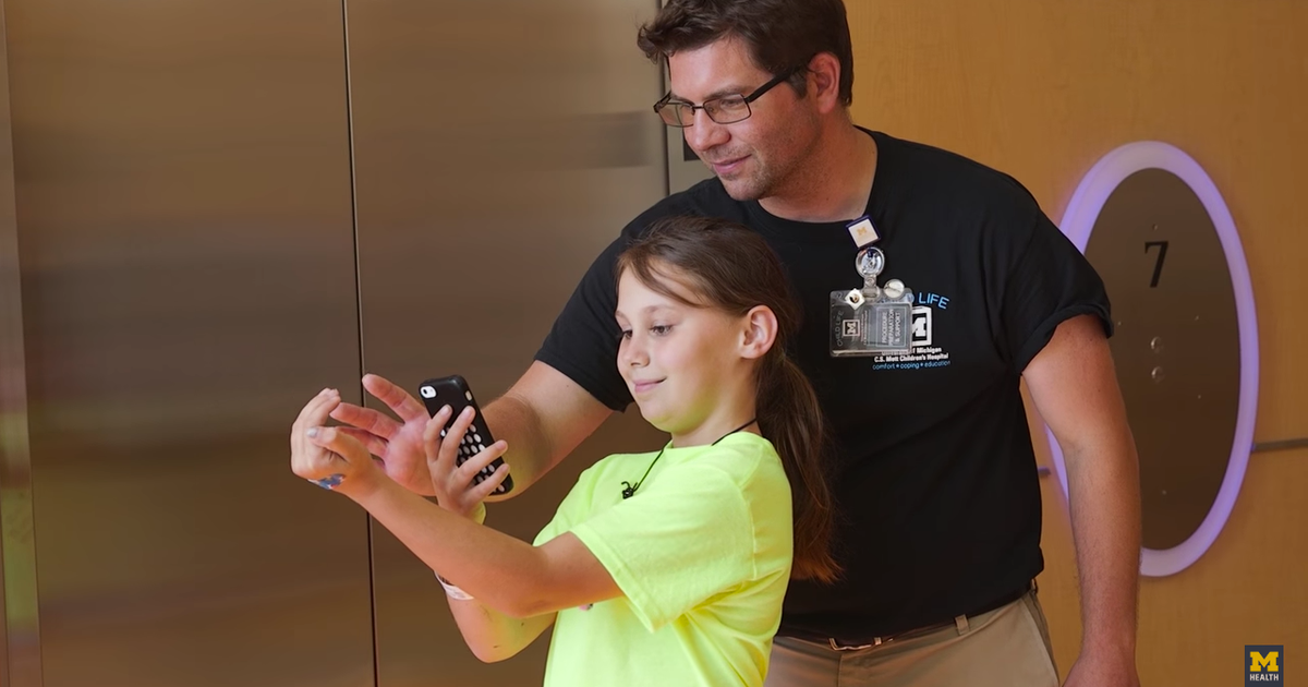 Hospital Uses 'Pokemon Go' To Get Kids To Do Physical Therapy ...