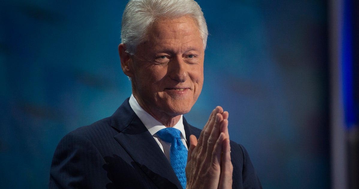 Here Are All The Tweets That Judged Bill Clinton's Outfit Last Night ...