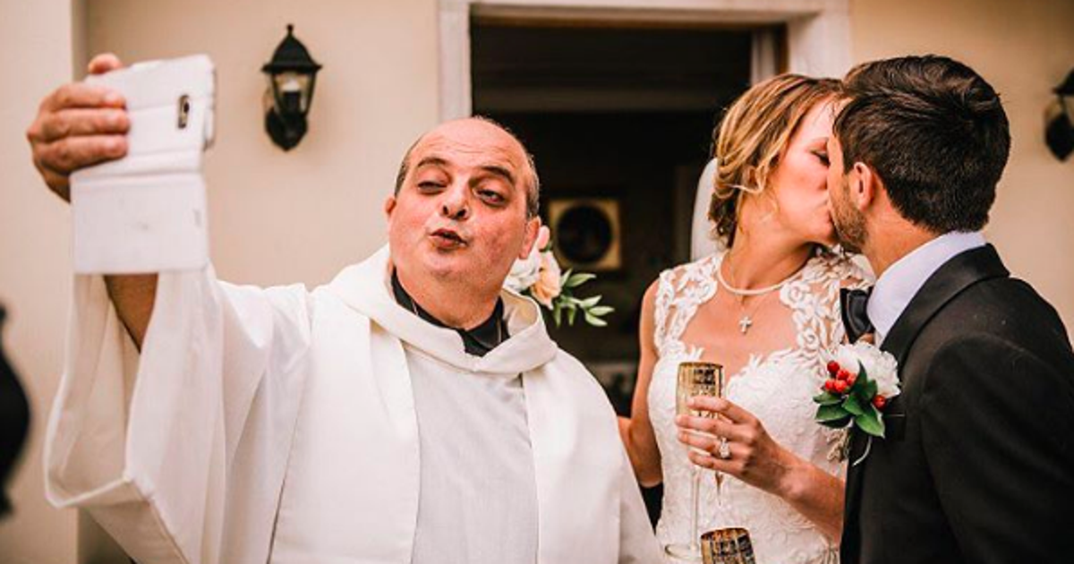 20 Real Wedding Photos That Really Stand Out | HuffPost Life
