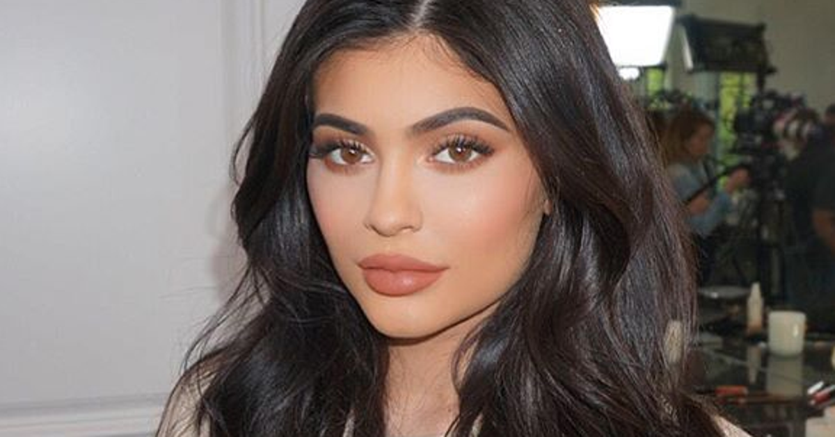 Kylie Jenner Debuts Bright Red Cornrows On Her Birthday | HuffPost UK Style