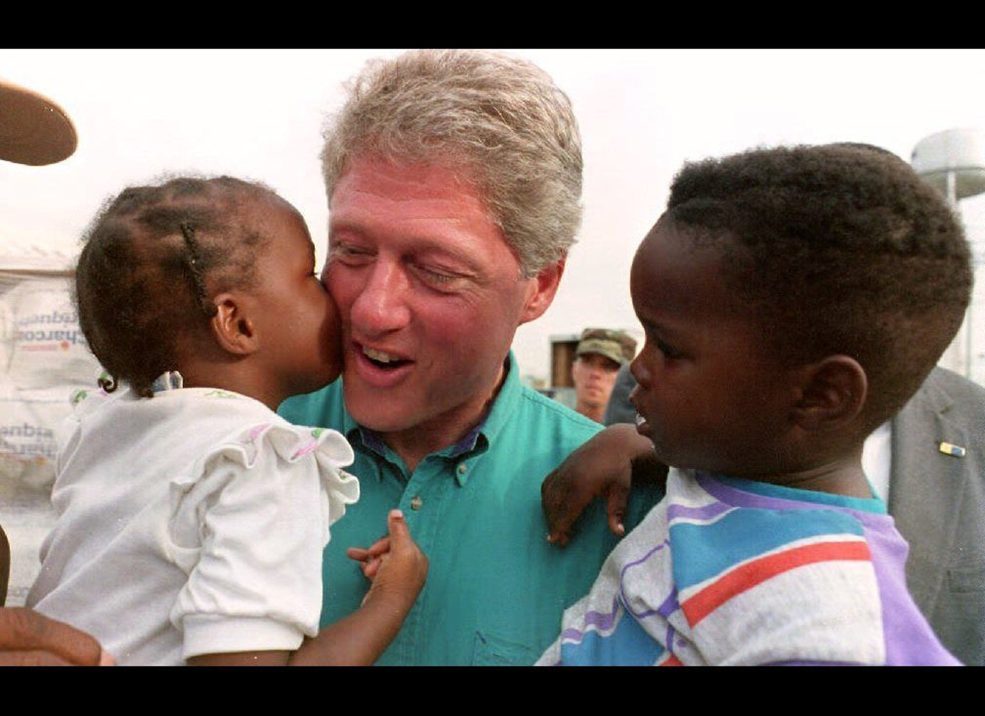 Bill Clinton Receives 'Father Of The Year' Award From National Father's ...