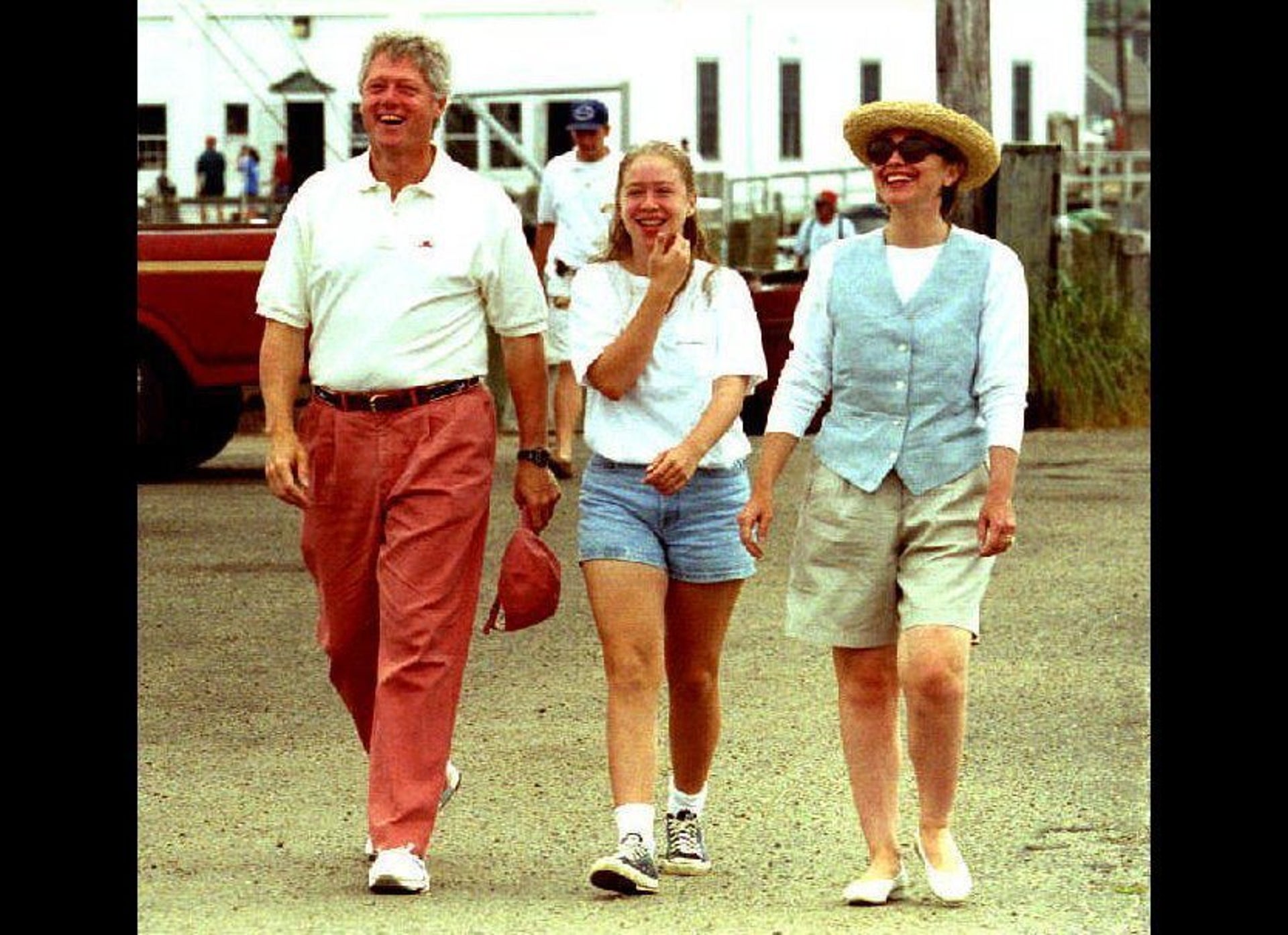 Bill Clinton Receives 'Father Of The Year' Award From National Father's ...