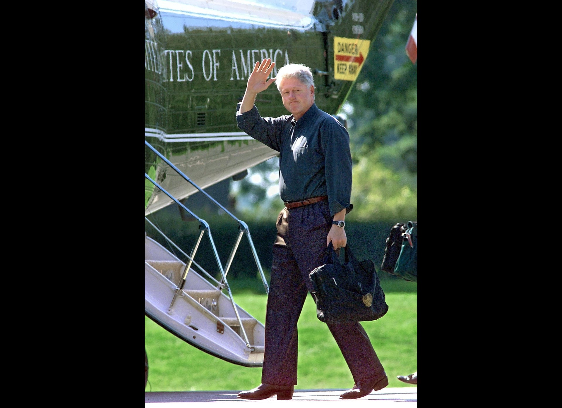 Bill Clinton Receives 'Father Of The Year' Award From National Father's ...