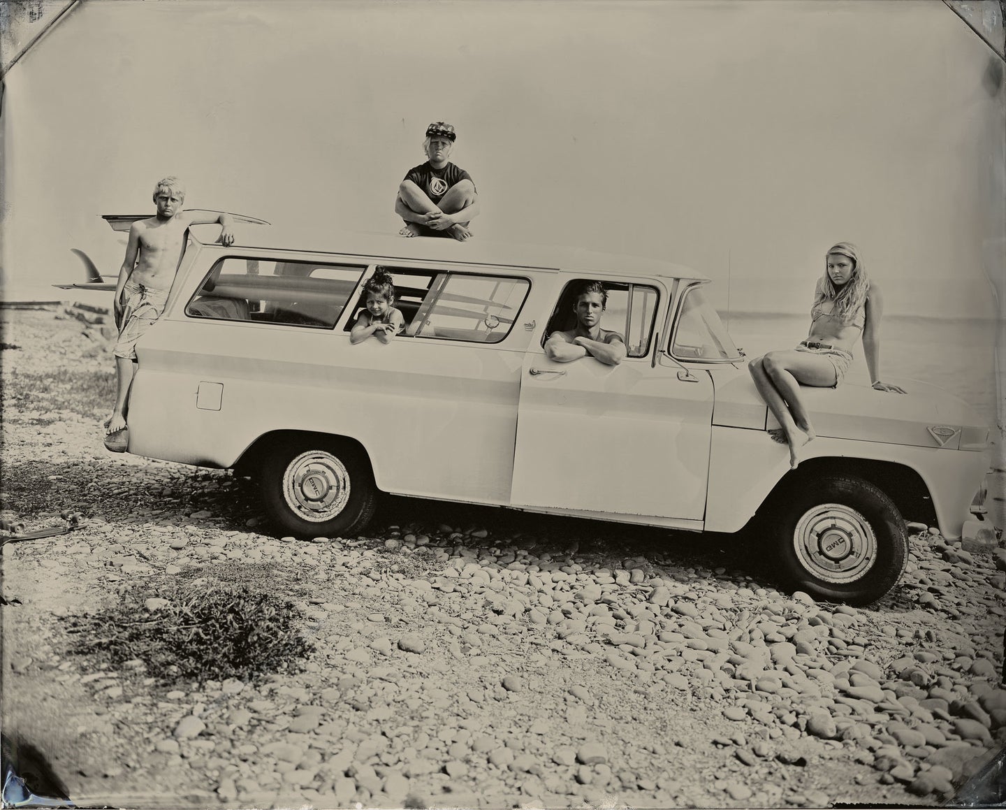 10 Mesmerizing Old-Fashioned Photos That Show Surfers In A New Light ...