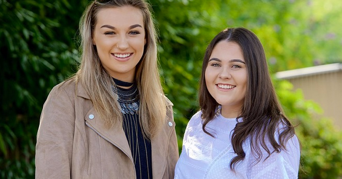 Teenagers Hannah Wells And Maisie Clarke Showed 'Outstanding Kindness ...