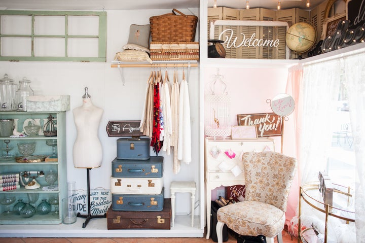 DIY Millennial Brides Learning To Do It Themselves | HuffPost Contributor