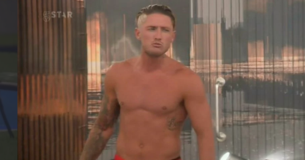 'Celebrity Big Brother': Stephen Bear Shown Receiving Another Formal ...