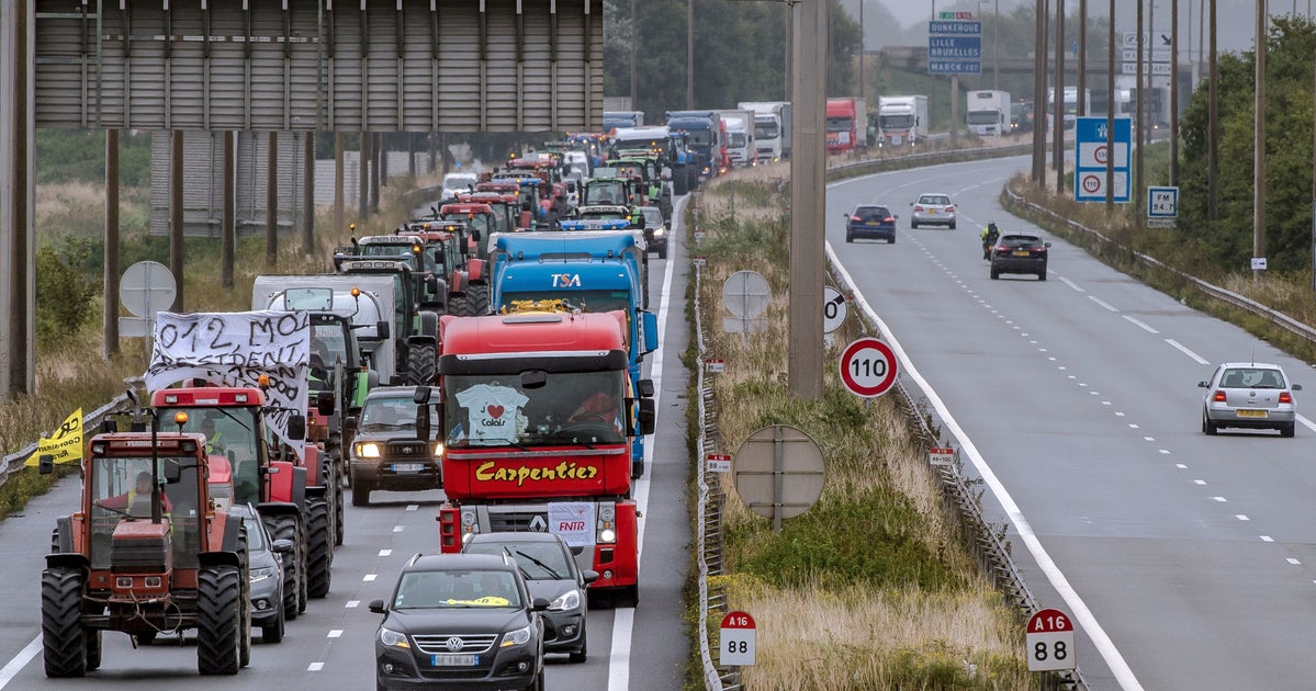 Calais Protest Pictures Show Lorries And Tractors Blocking Main Road In ...