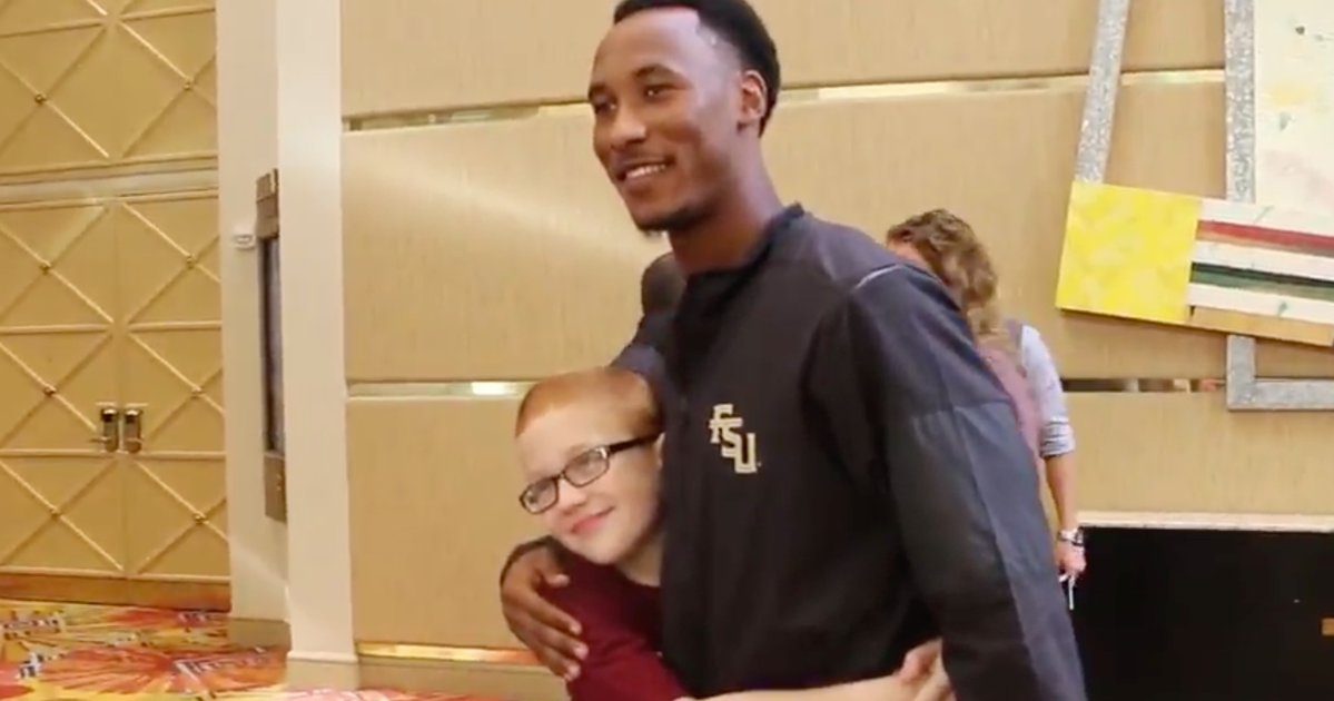 Boy With Autism Reunites With College Football Player From Viral Lunch ...