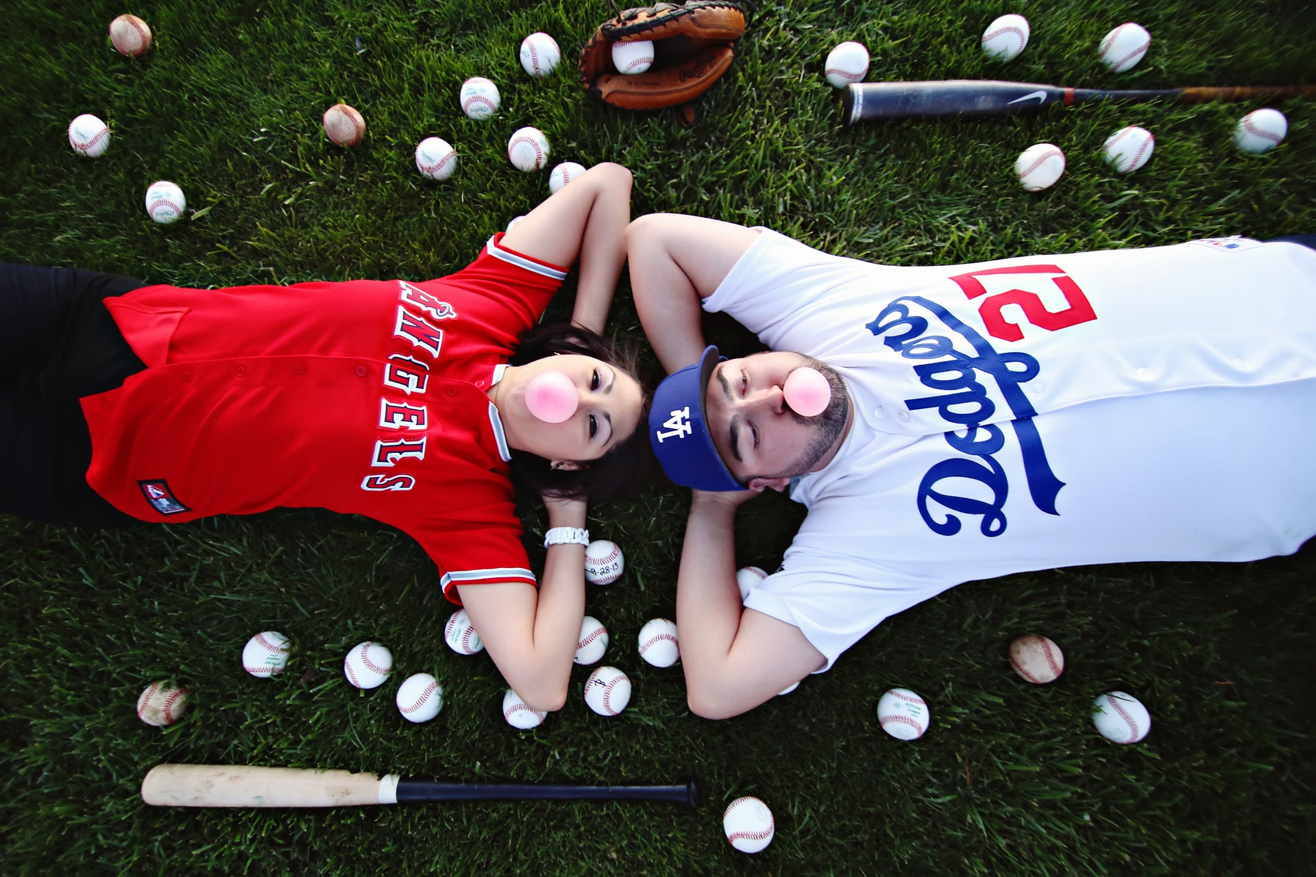17 Athletic Engagement Photo Ideas For You And Your Swolemate ...
