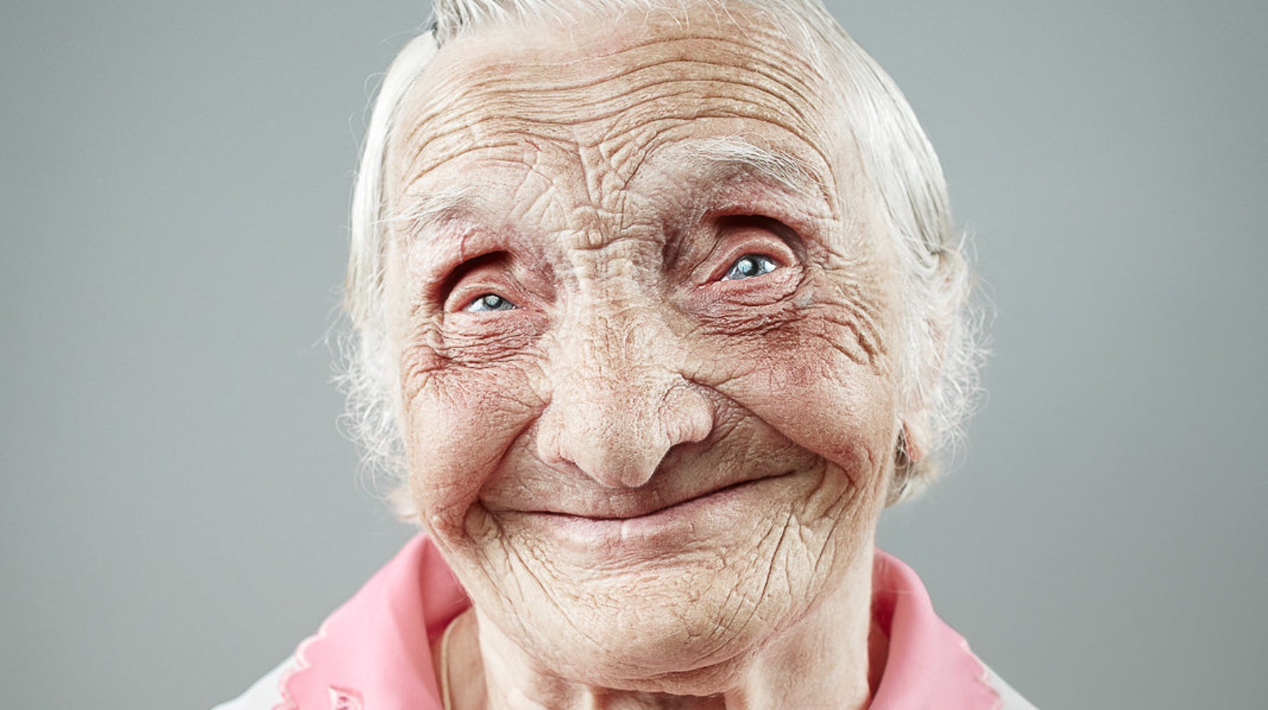 You Won't Stop Smiling At These Photos Of Happy, Grinning Seniors ...