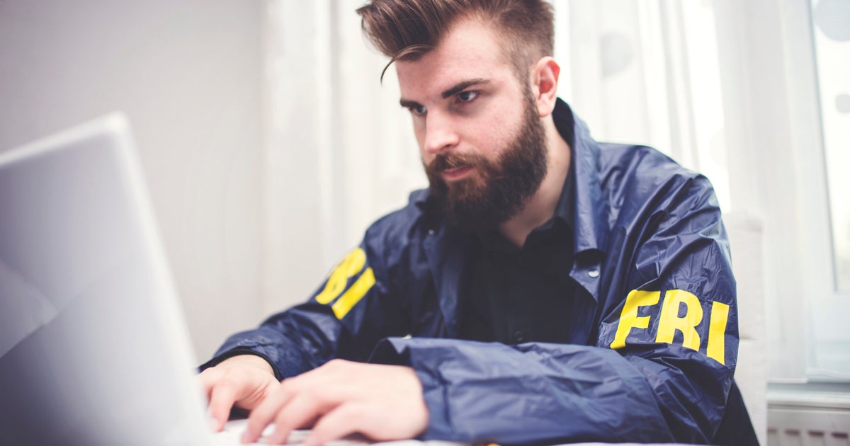 An FBI Agent Did A Pretty Terrible Job Of Pretending To Be A Journalist ...