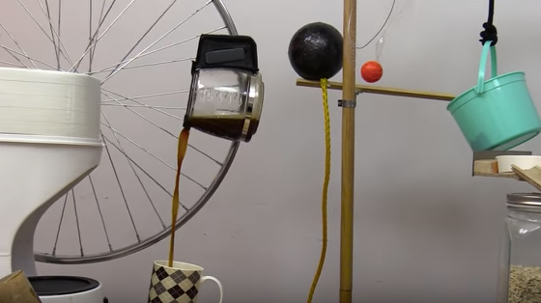 This Man's Genius Nap Machine Is The 3 p.m. Solution We All Need | HuffPost