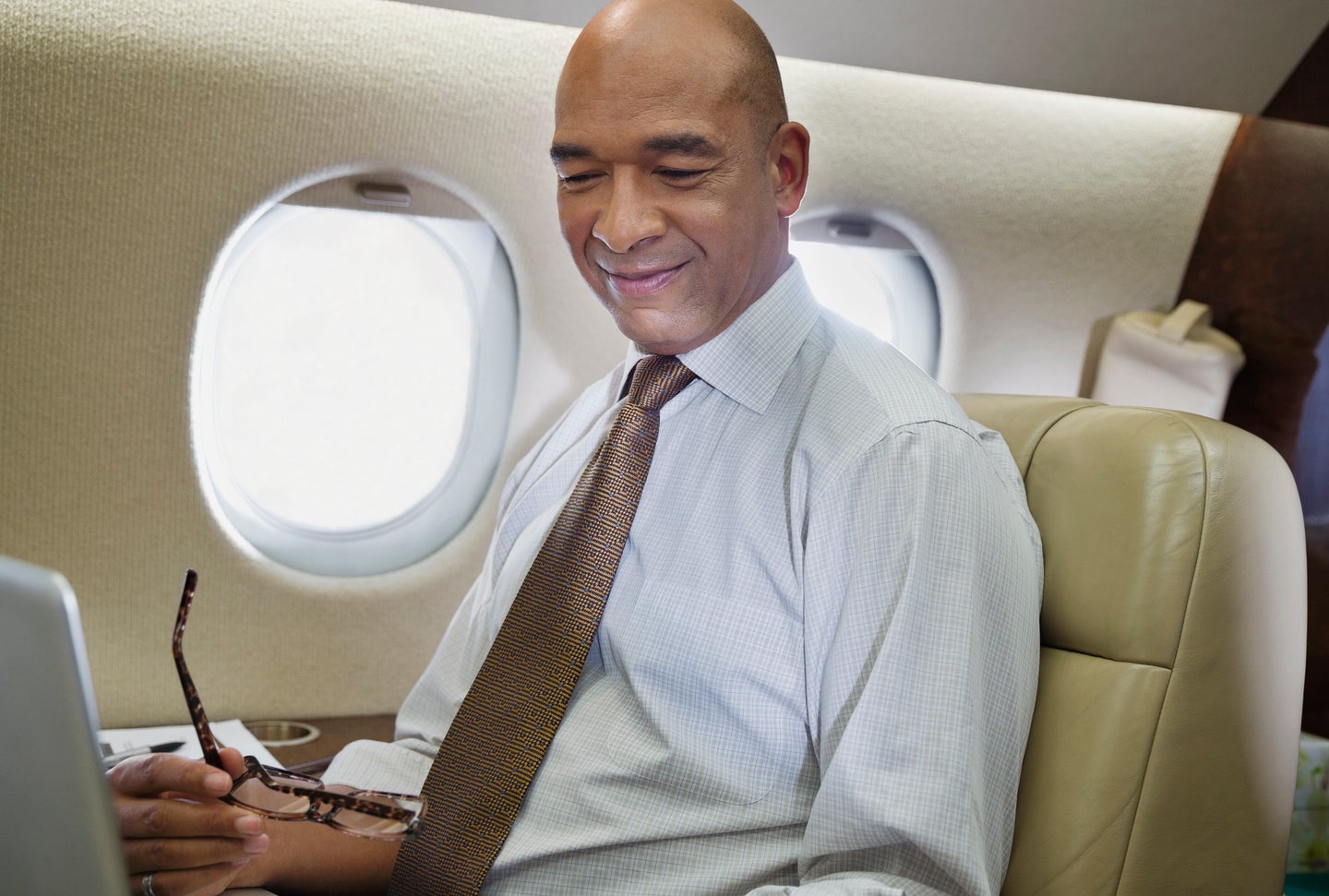 10 Tips To Make Your Flying Time Super Productive | HuffPost UK Life
