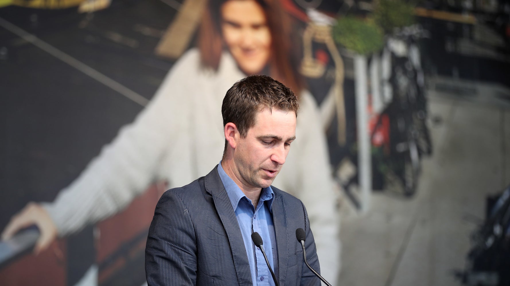 Jo Cox Widower Brendan Condemns Nigel Farage And Brexit 'Breaking Point ...