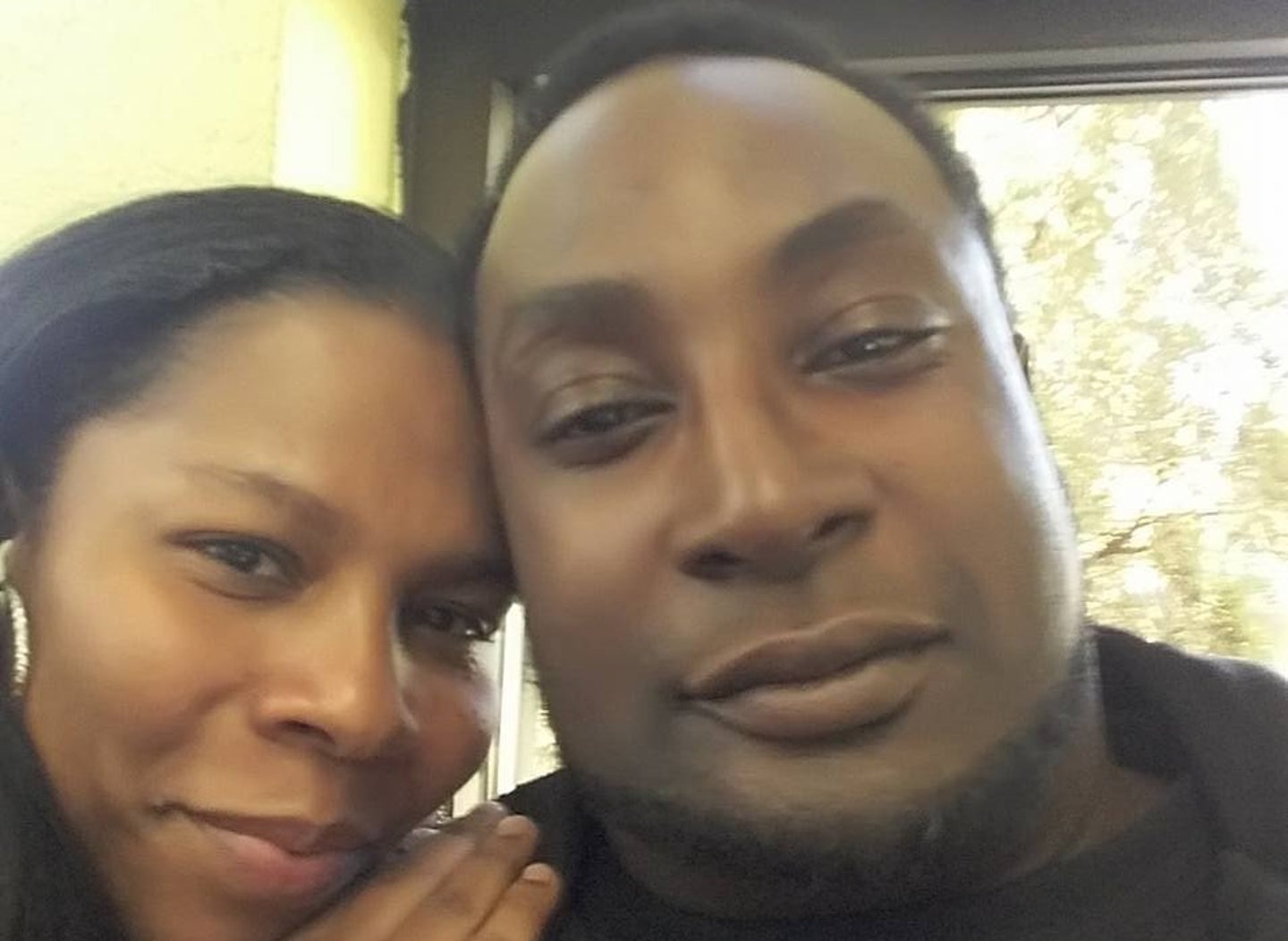 Video Shows Police Fatally Shooting Keith Scott Despite Wife's Pleas ...