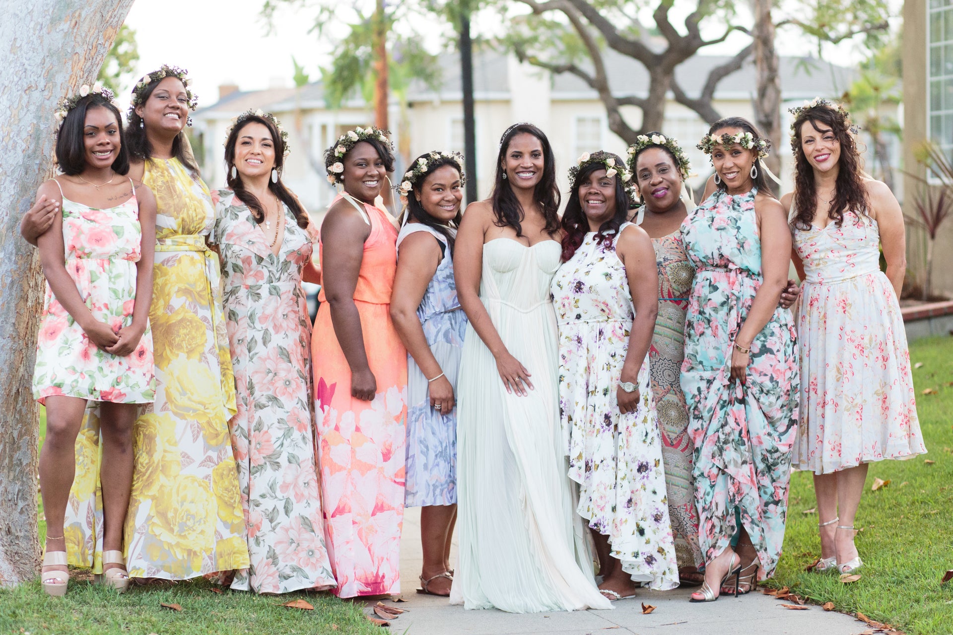 19 Bridal Parties Who Perfected The Mismatched Dress Trend | HuffPost Life