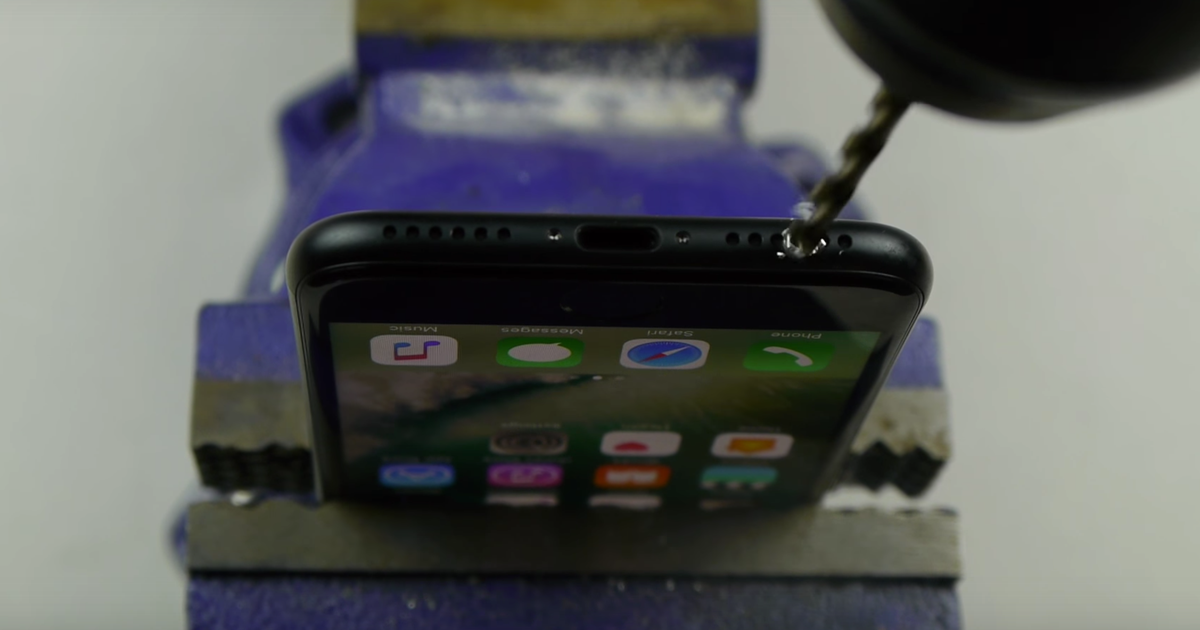 People Are Actually Drilling A Hole Into Their iPhone 7 Following A ...