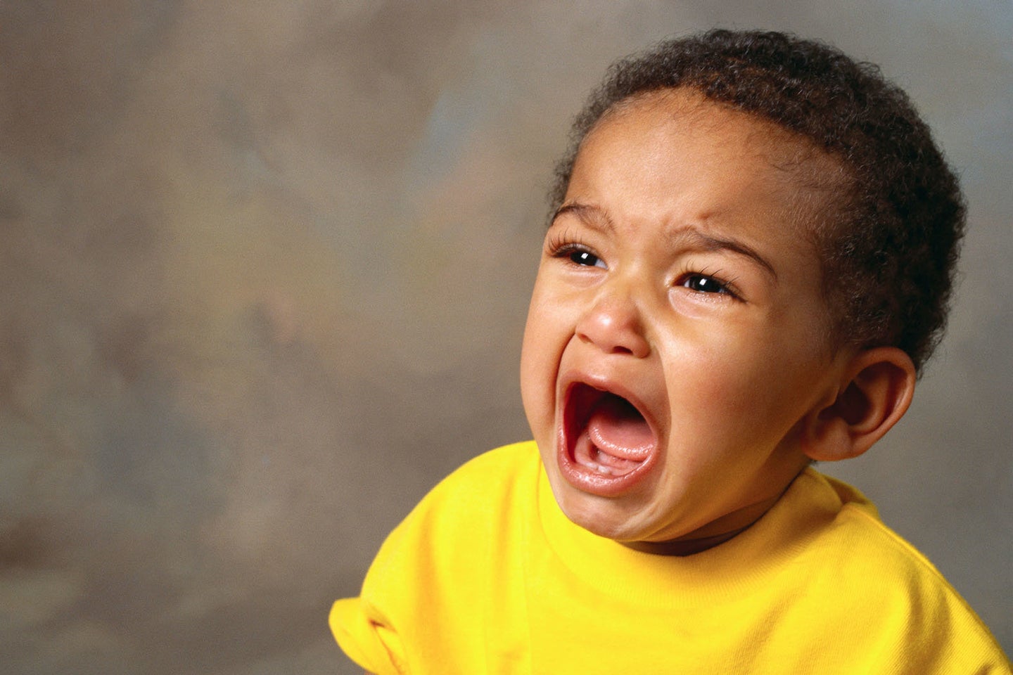 A Parents' Guide To Dealing With Clingy Children | HuffPost UK Parents