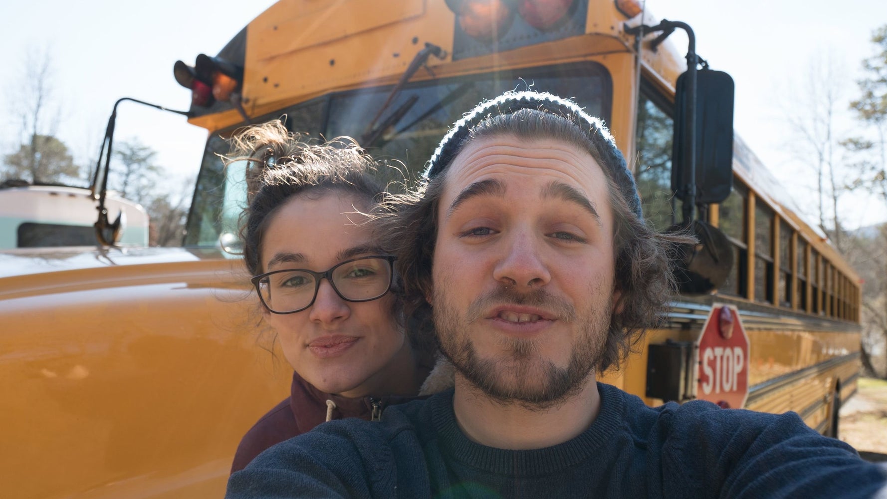 This Handy Couple Turned A School Bus Into An Incredible Home On Wheels ...