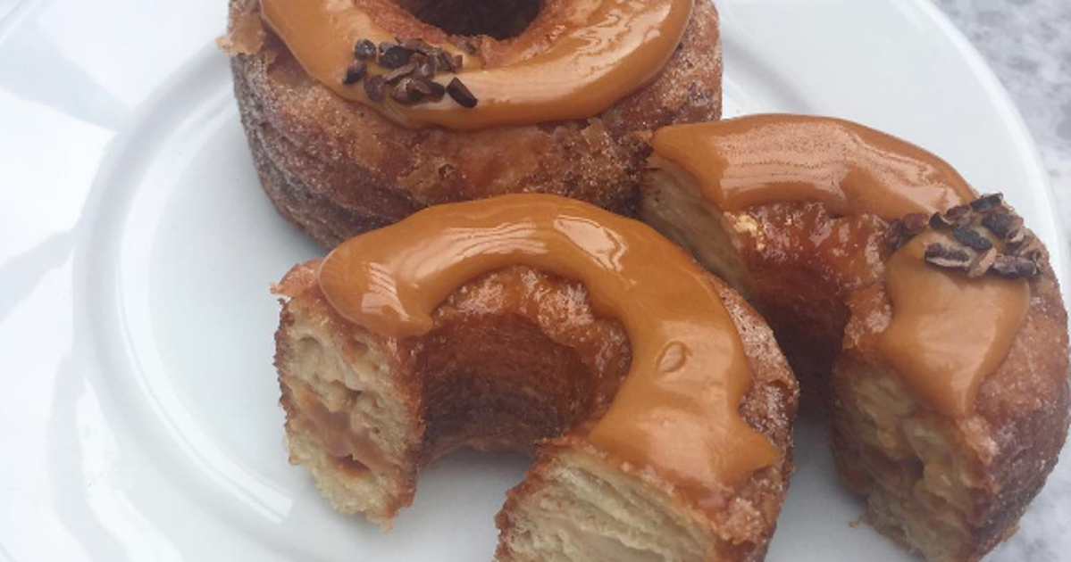 Cronut Bakery Finally Opens In UK, Londoners Queue From 5am To Try It ...