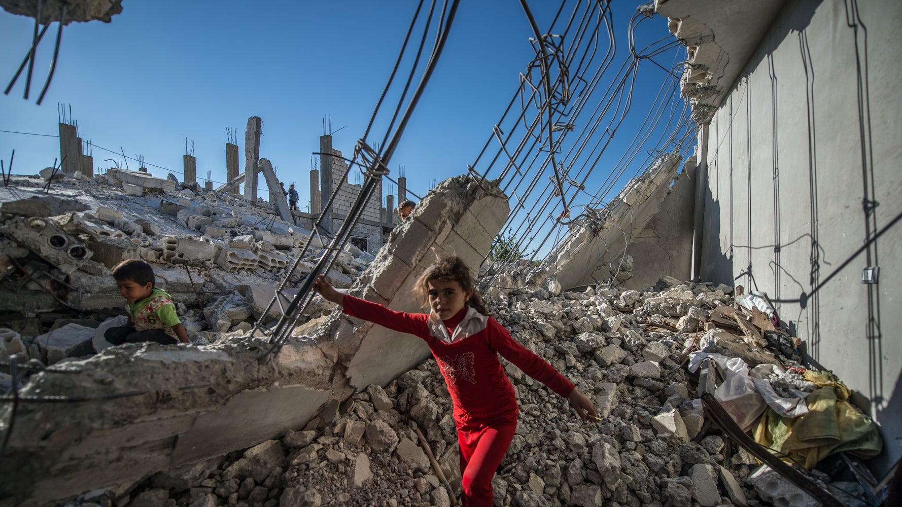 Russian Jets Pound Aleppo As U.S. Clings To Diplomacy | HuffPost