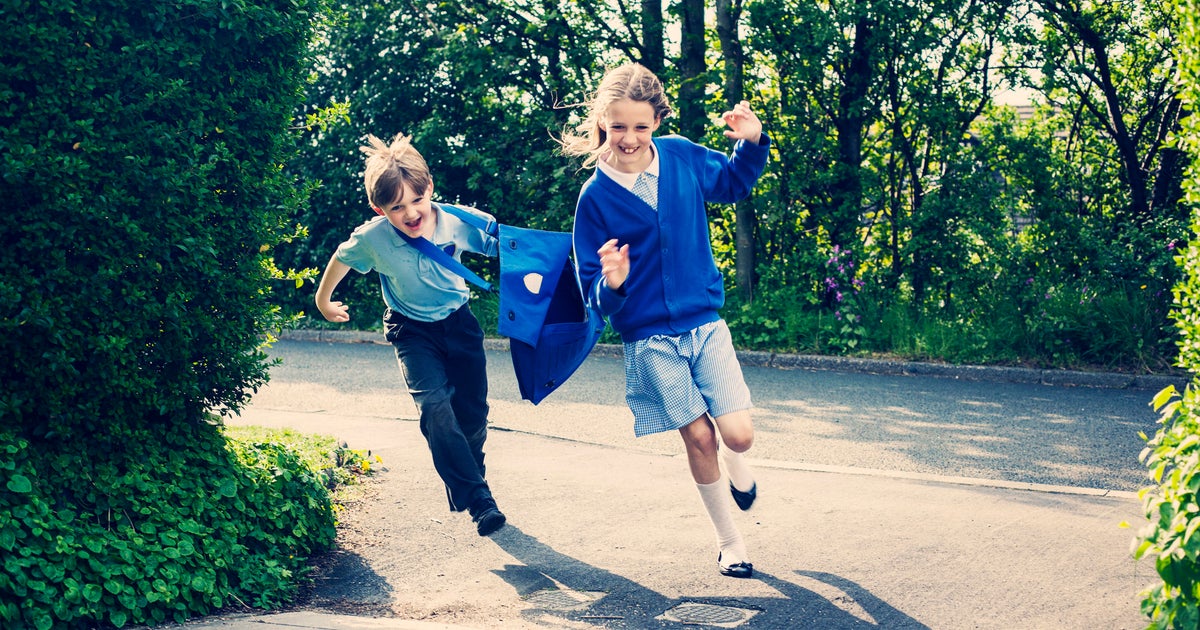 12 Stages Of Doing The School Run | HuffPost UK Parents