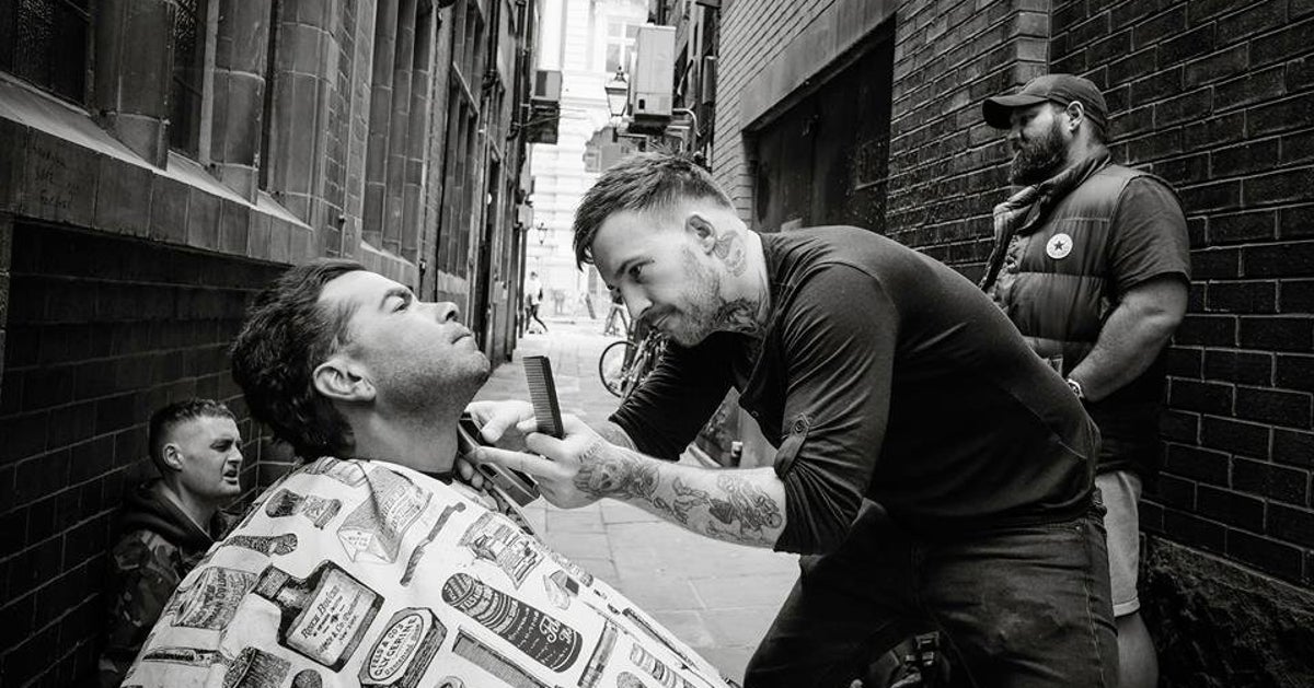 Manchester Barber Gives Free Haircuts To The Homeless | HuffPost UK Style