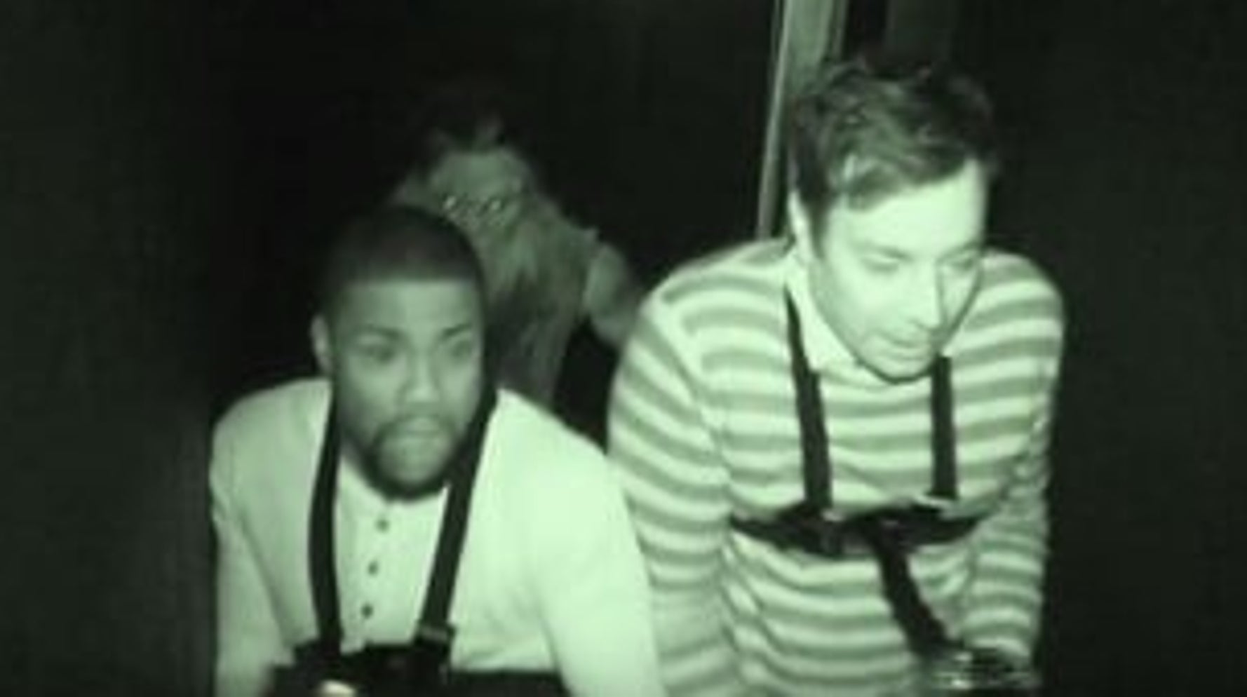 Watch Jimmy Fallon And Kevin Hart Freak Out In A Haunted House | HuffPost