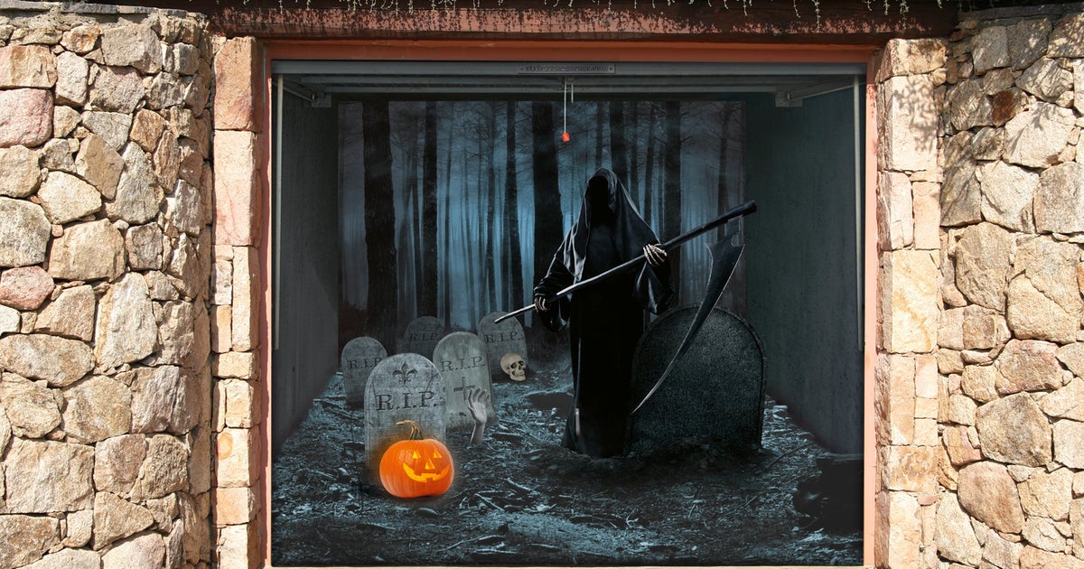 These Spooky Garage Door Stickers Are What Halloween Is All About ...