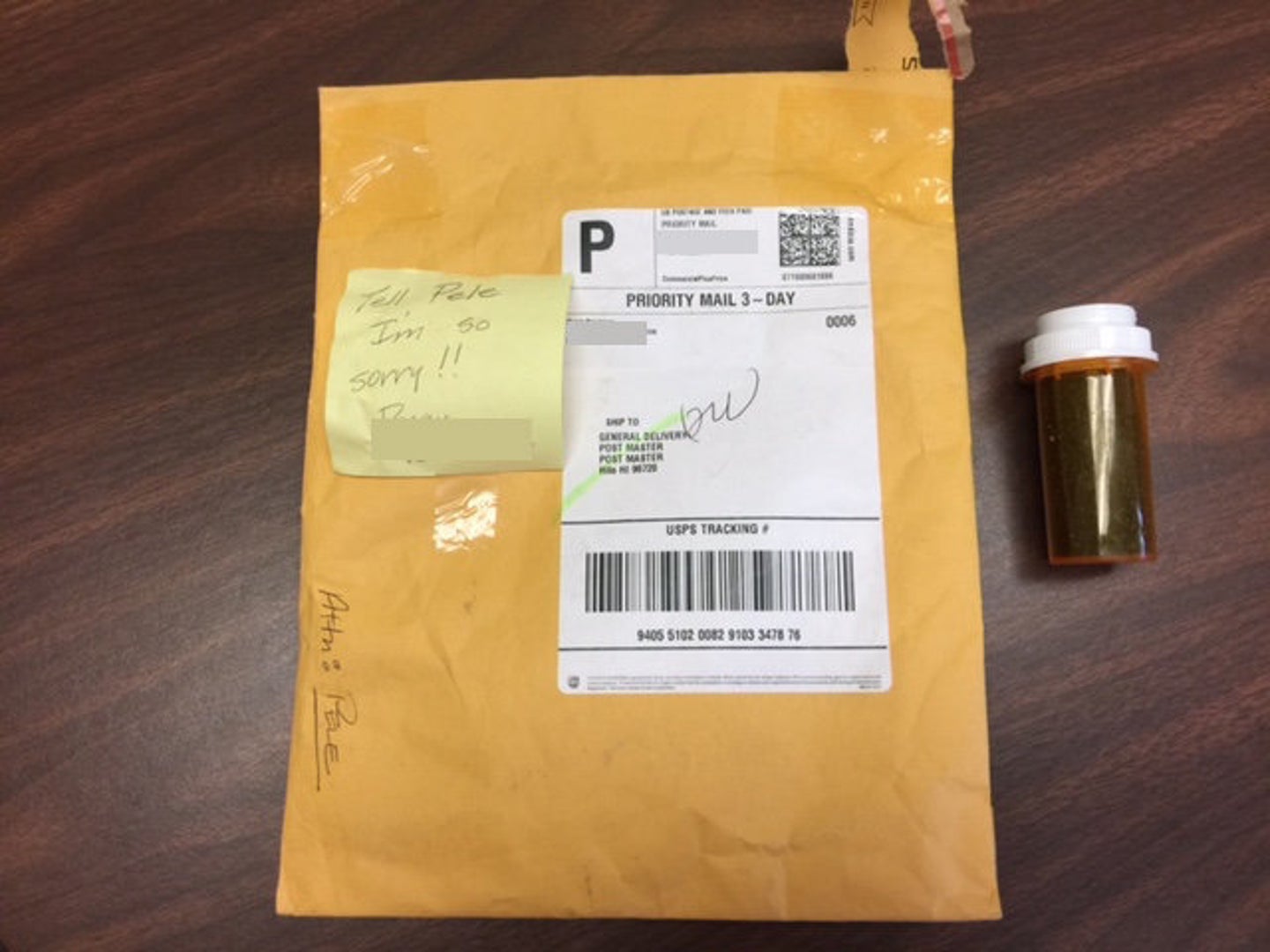 The Mysterious Reason Tourists Keep Mailing Rocks Back To Hawaii ...