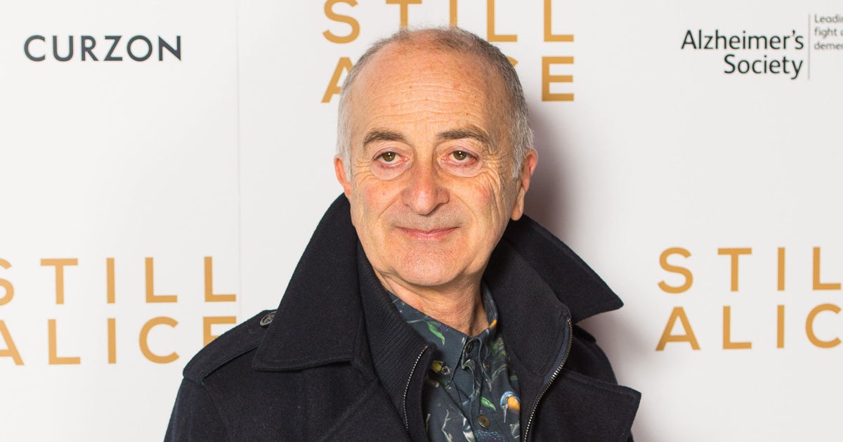 Time Team’s Tony Robinson Up In Arms As Archaeology A Level Is Scrapped ...