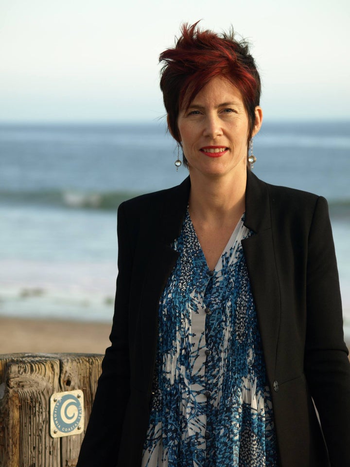Carolin Hauser Helping Women Manifest 5 figures In Hours! | HuffPost ...